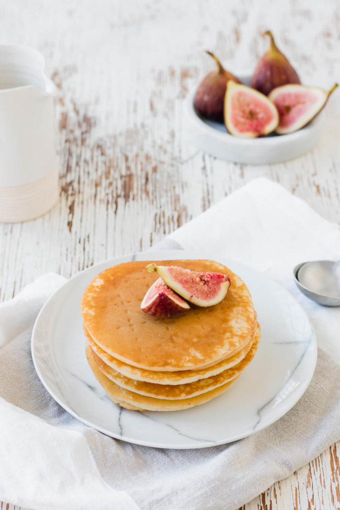 This is really simple and flavorful fig pancakes. So easy and fluffy!