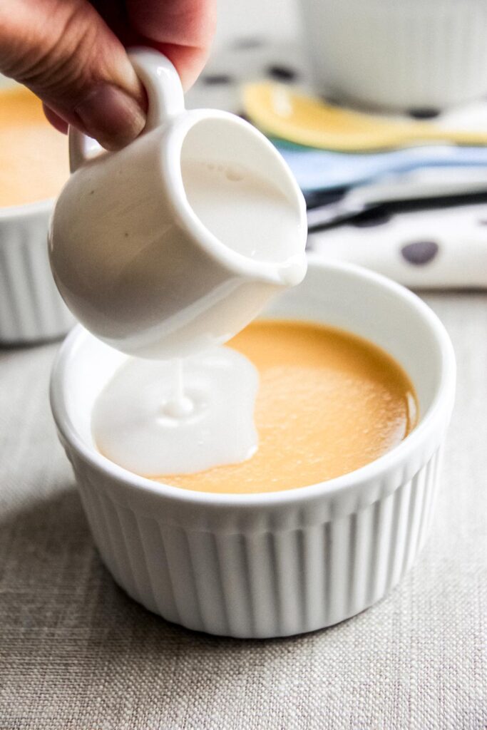 End your evening with this refreshing Hong Kong Style Mango Pudding.