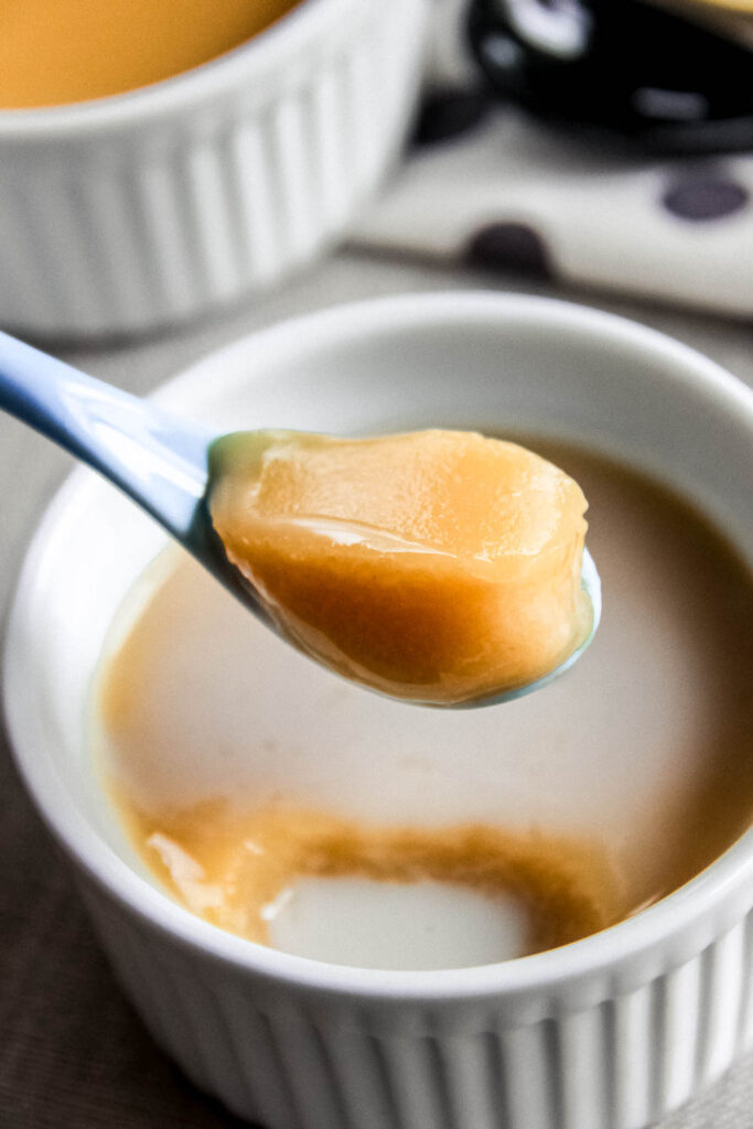 End your evening with this refreshing Hong Kong Style Mango Pudding.