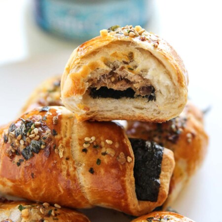 Kick start your mornings with flavorful and crunchy croissant tuna.