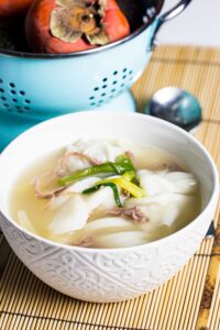 How to make Korean Rice Cake and Dumpling Soup