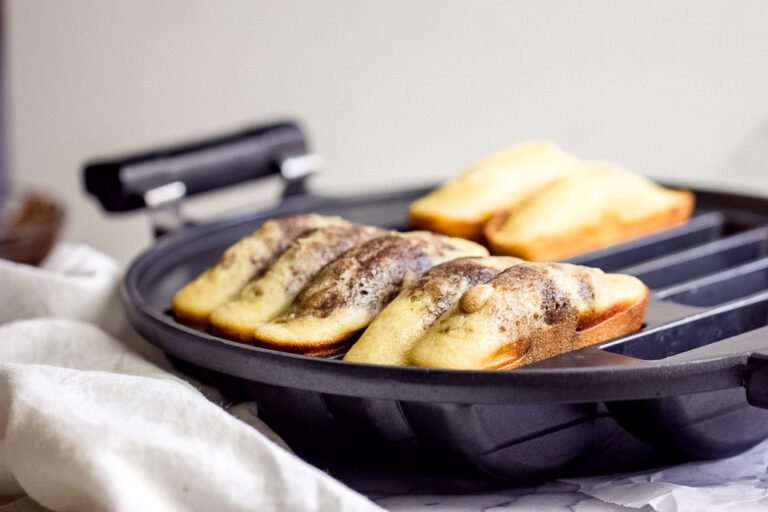 Learn how to make Indonesian pukis cake or kue pukis