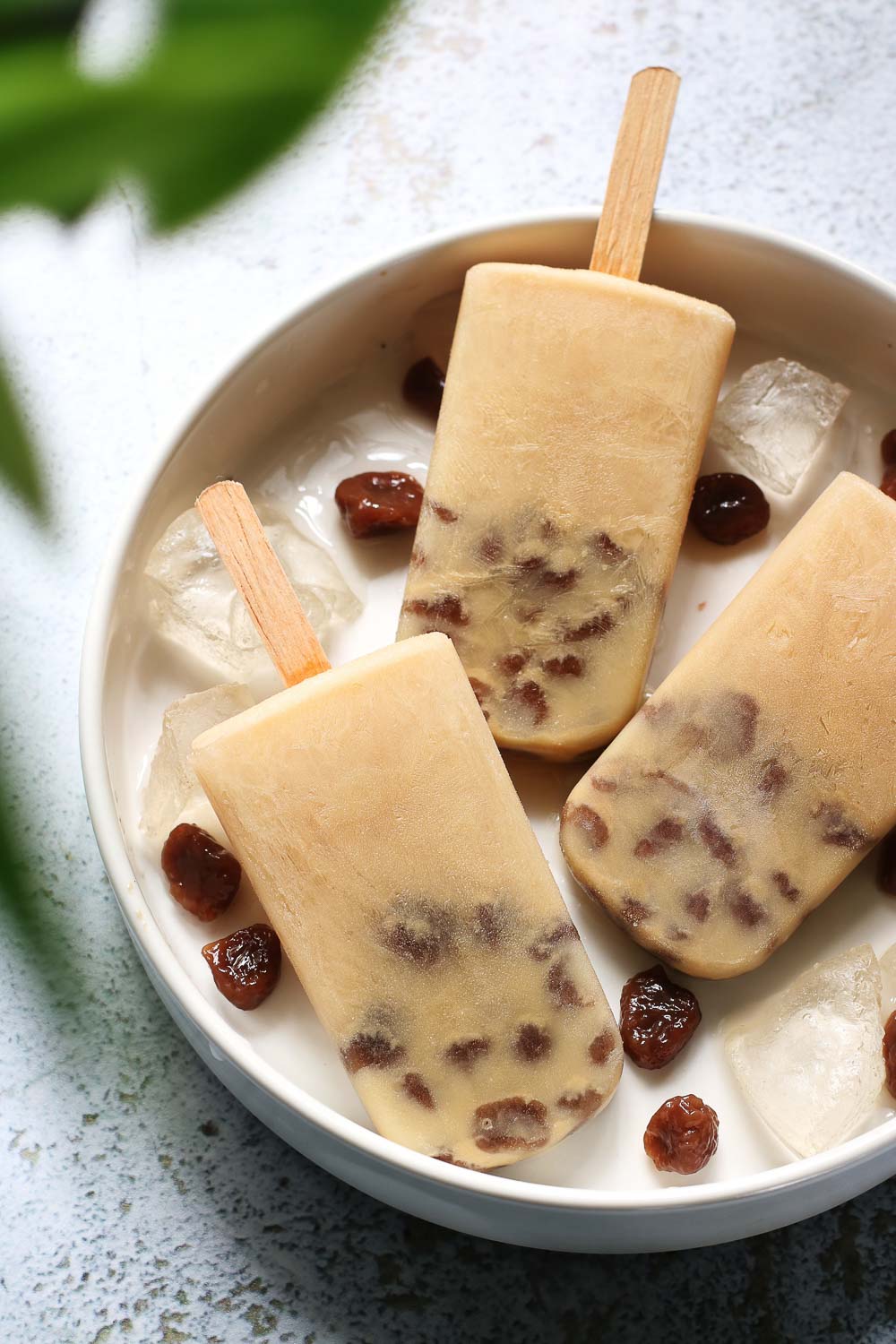 These popsicles are a super delicious summer treat!