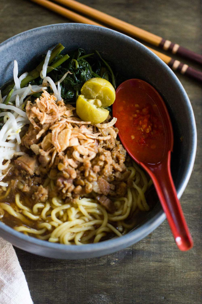 Easy Mie Kangkung Recipe — Fast, Flavorful Indonesian Dish